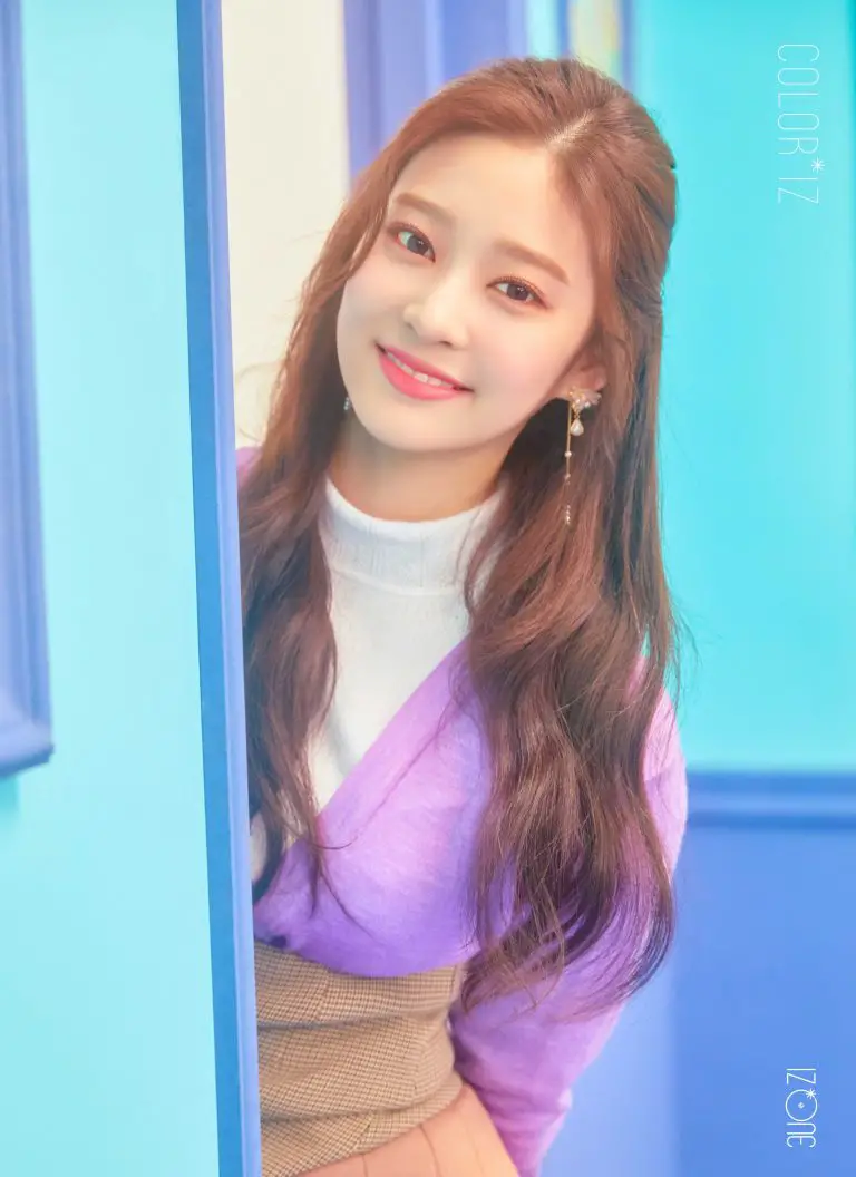 IZ*ONE - COLOR*IZ Official Photos - K-Pop Database / dbkpop.com