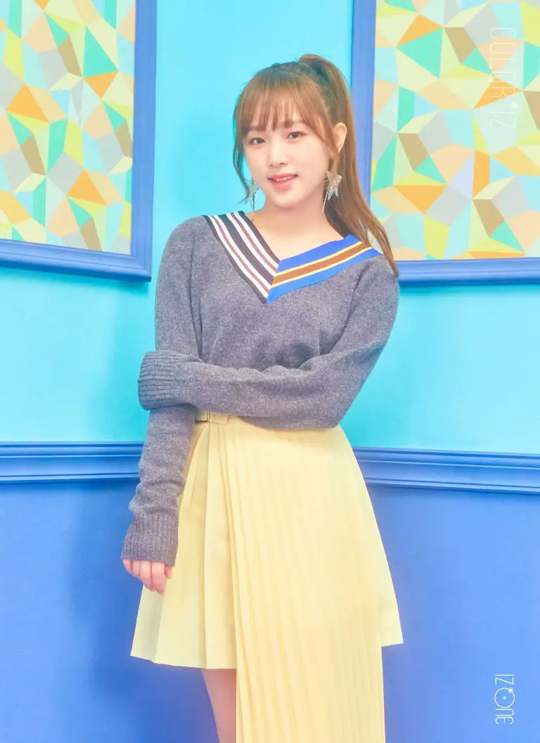 IZ*ONE - COLOR*IZ Official Photos - K-Pop Database / dbkpop.com