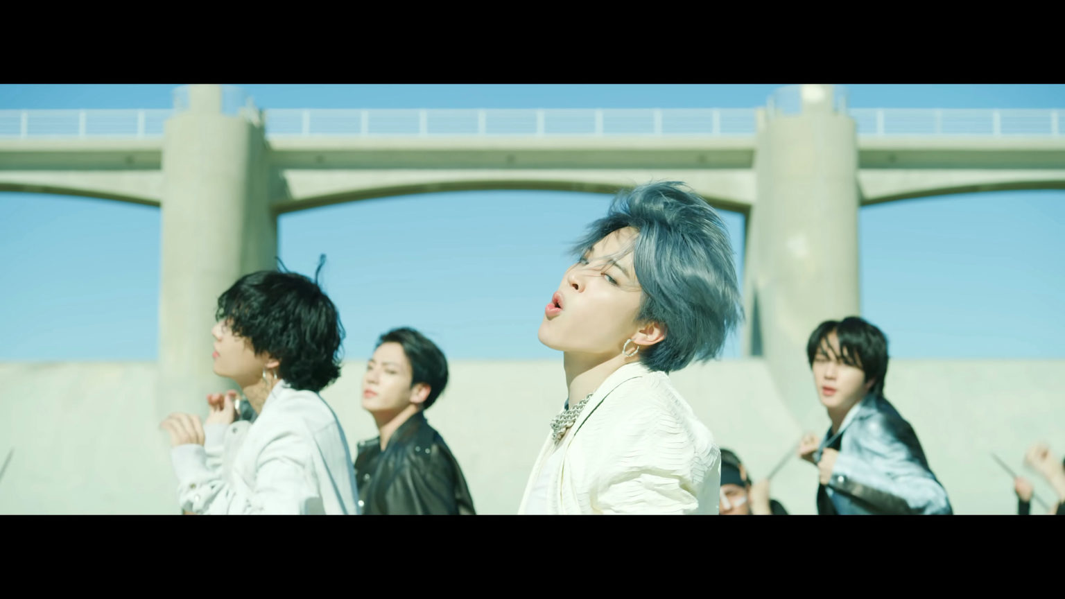 BTS - On (Kinetic Manifesto Film : Come Prima) who's who - K-Pop ...