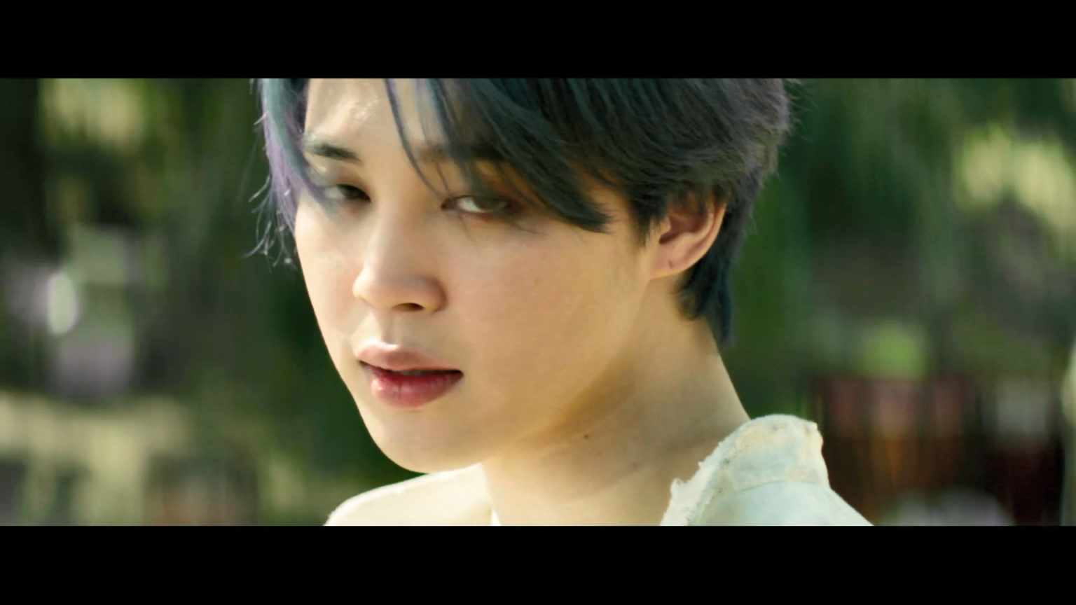 BTS On MV Screencaps and who's who - K-Pop Database / dbkpop.com