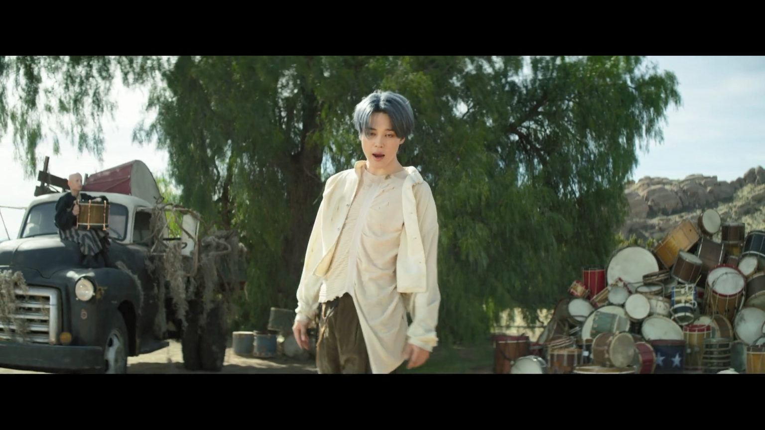 BTS On MV Screencaps and who's who - K-Pop Database / dbkpop.com