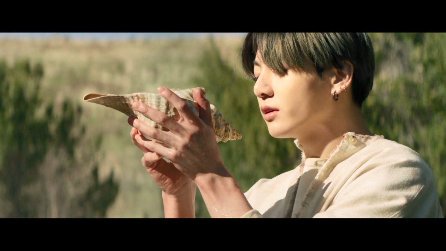 BTS On MV Screencaps and who's who - K-Pop Database / dbkpop.com