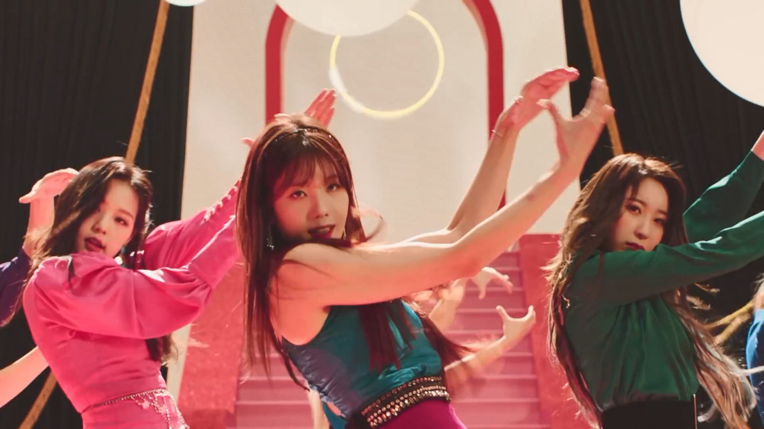 IZ*ONE Fiesta MV Screencaps and who's who - K-Pop Database / dbkpop.com