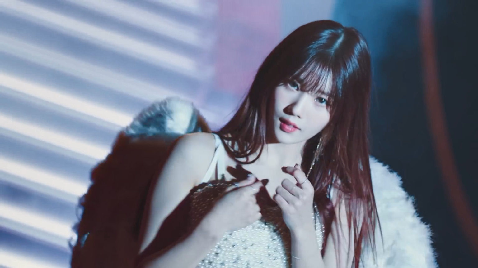 IZ*ONE Fiesta MV Screencaps and who's who - K-Pop Database / dbkpop.com