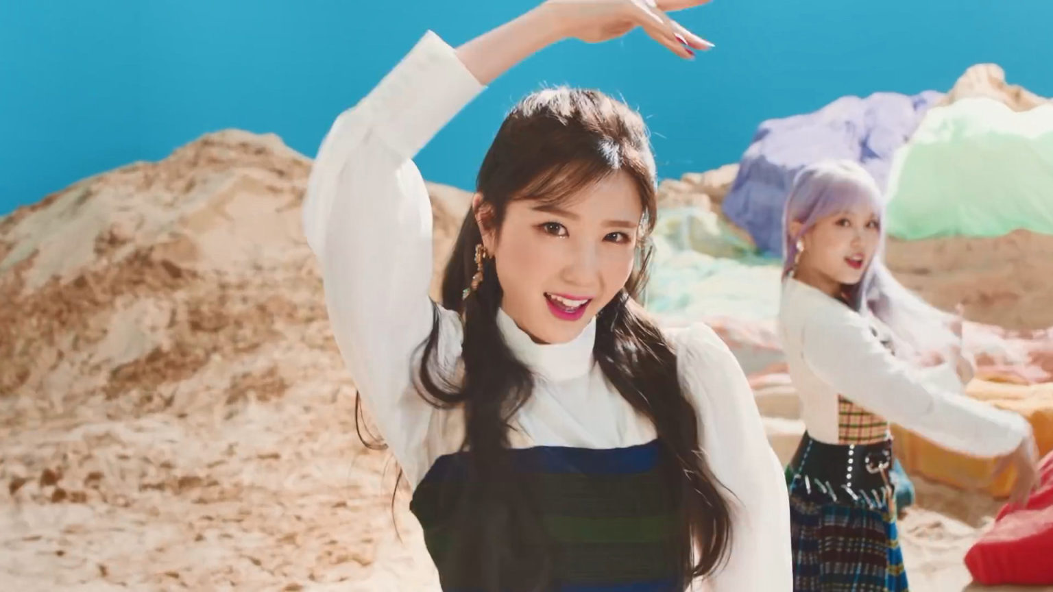 Izone Fiesta Mv Screencaps And Whos Who K Pop Database