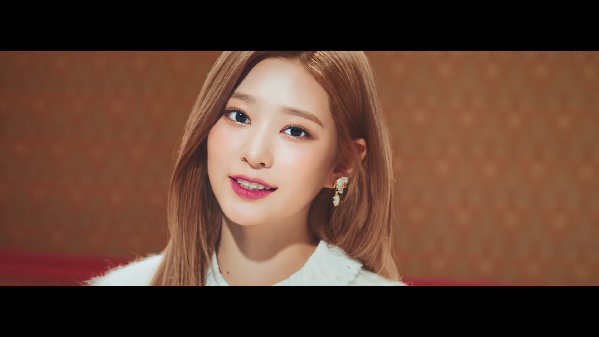 IZ*ONE Fiesta MV Screencaps and who's who - K-Pop Database / dbkpop.com
