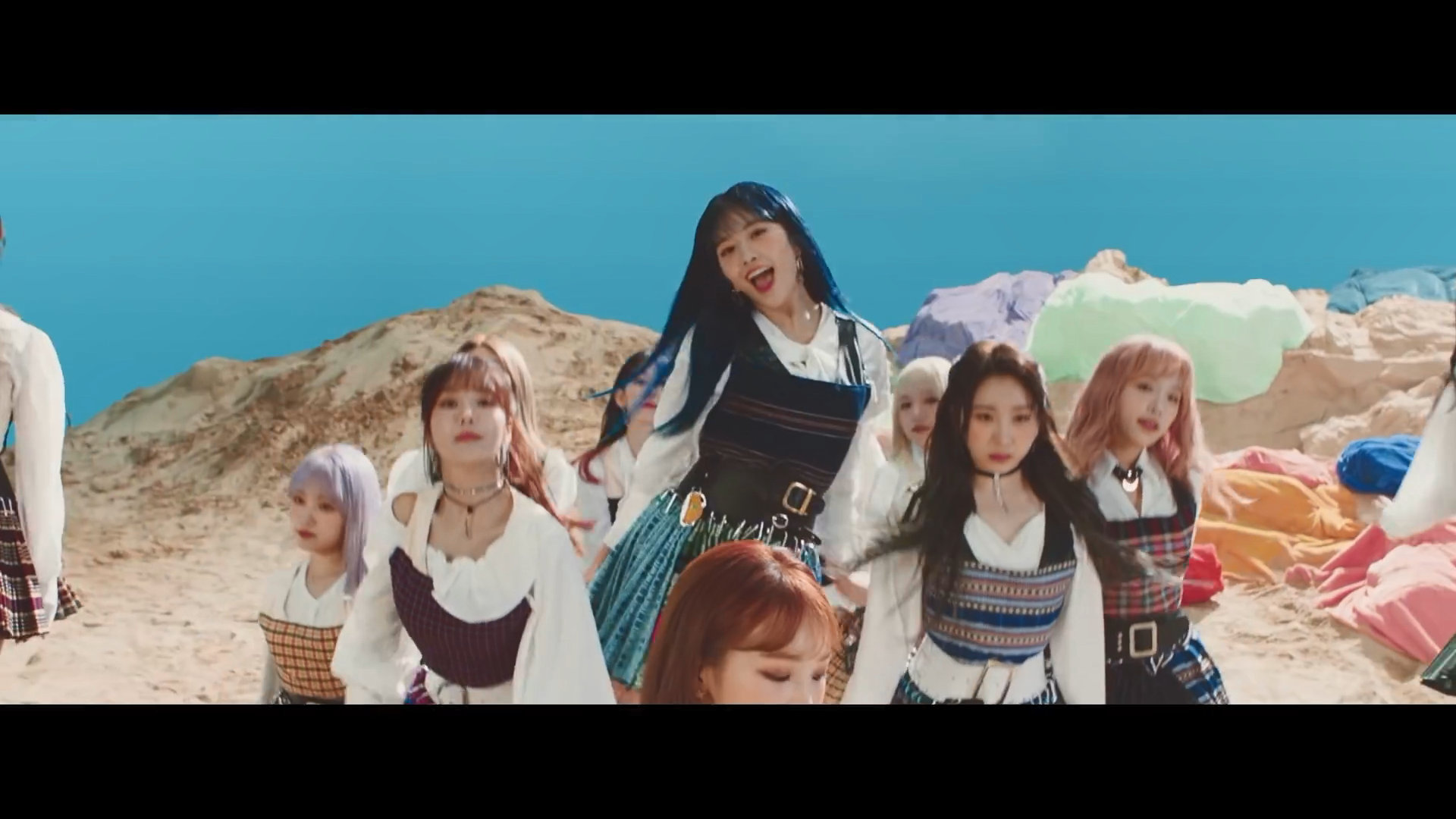 IZ*ONE Fiesta MV Screencaps and who's who - K-Pop Database / dbkpop.com