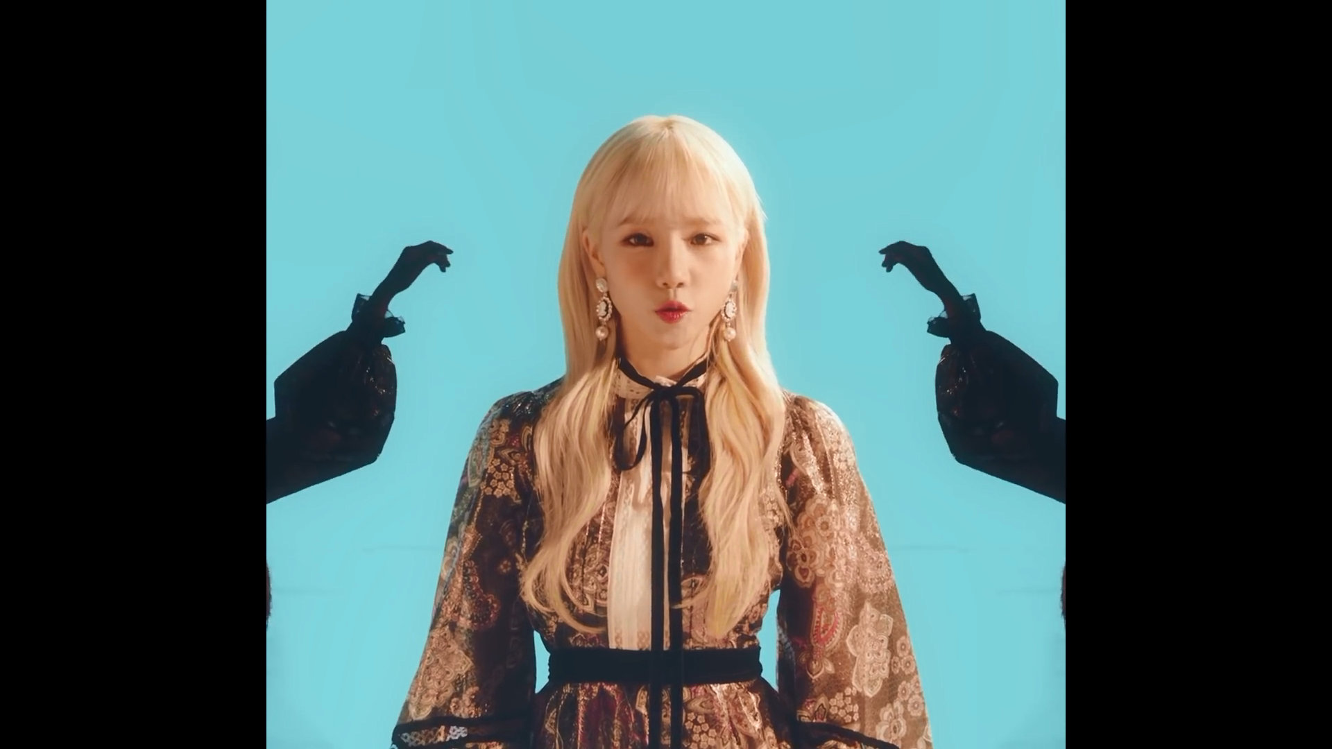 IZ*ONE Fiesta MV Screencaps and who's who - K-Pop Database / dbkpop.com