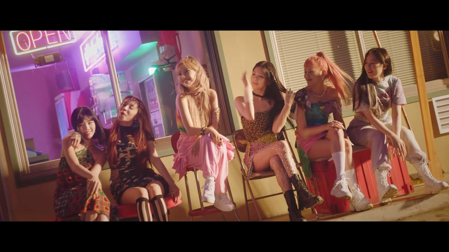 (G)I-DLE - Dumdi Dumdi who's who - K-Pop Database / dbkpop.com