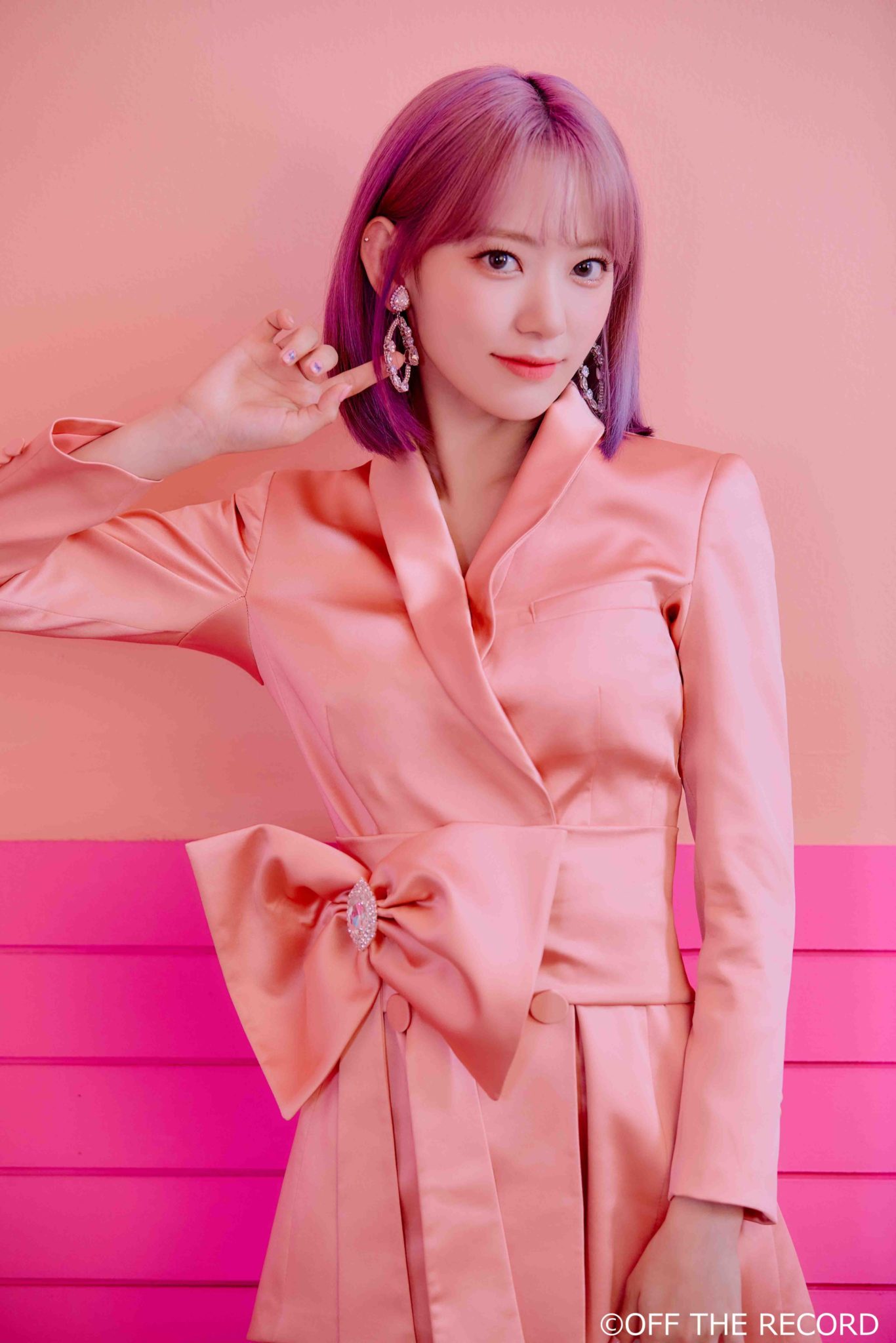 IZ*ONE Twelve Teaser Photos (HR) - K-Pop Database / dbkpop.com