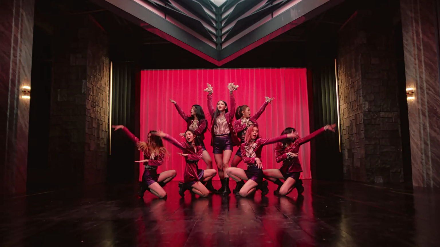 TRI.BE – Doom Doom Ta – K-Pop Database