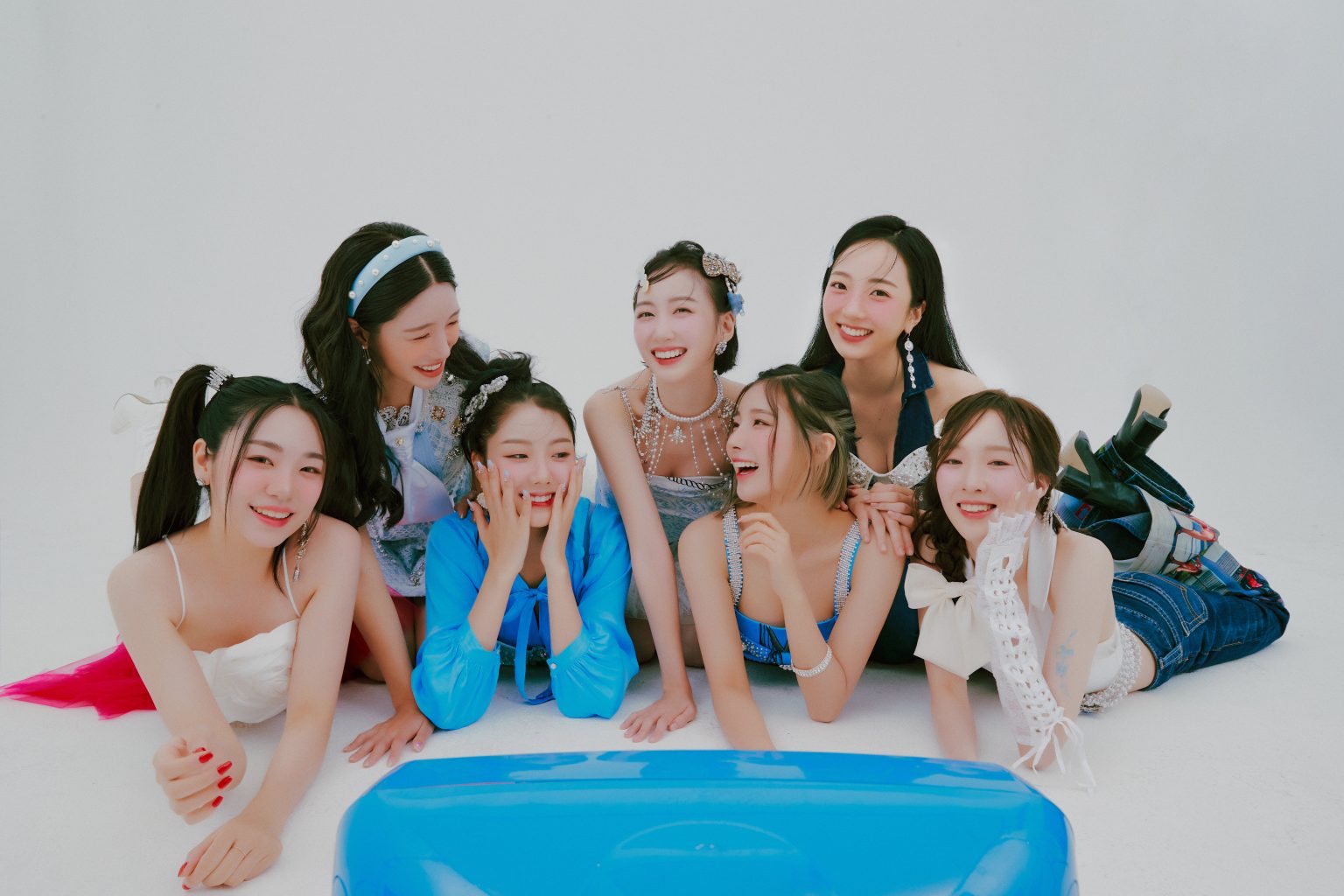 Stray Kids Maxident Concept Photos (HD/HQ) - K-Pop Database / dbkpop.com