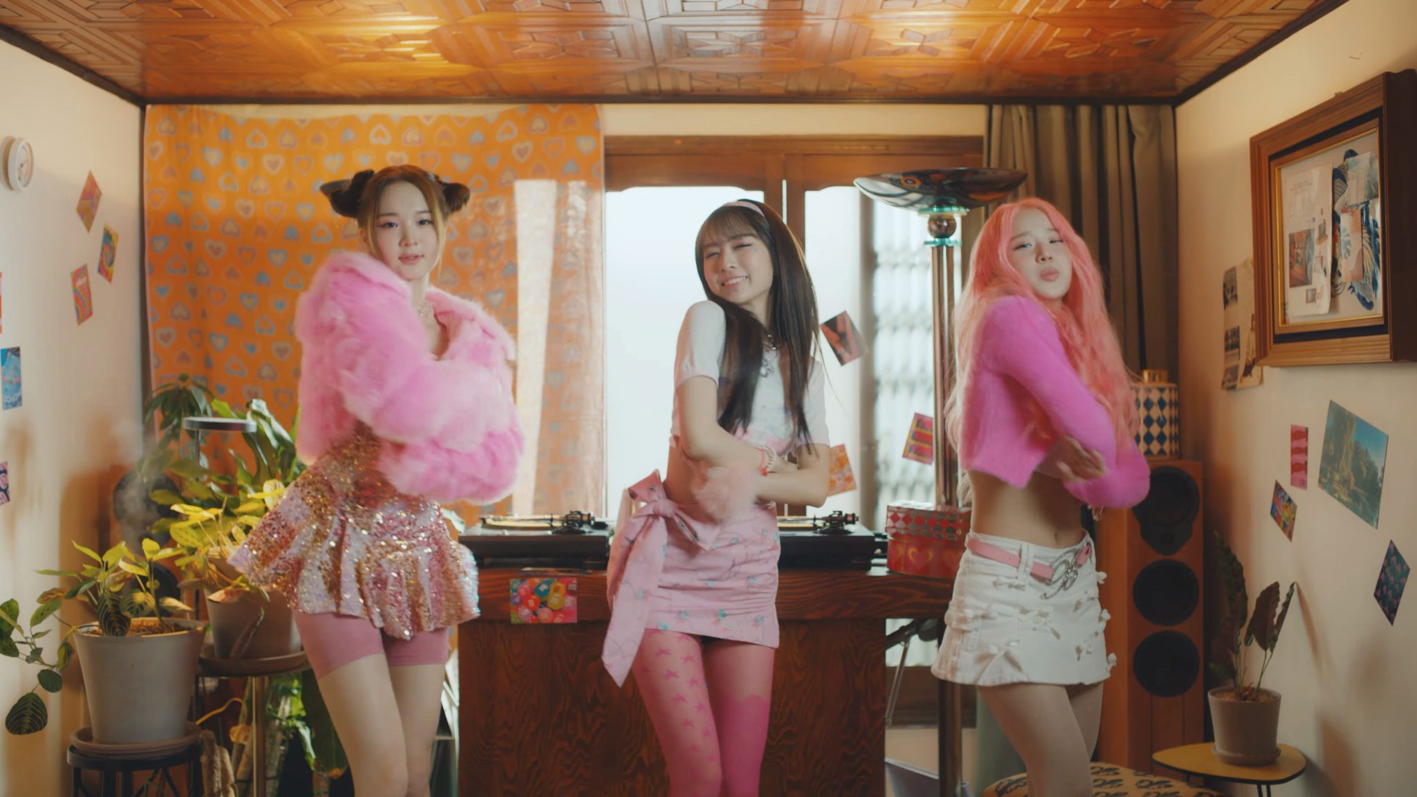 LIMELIGHT - Honestly who's who - K-Pop Database / dbkpop.com