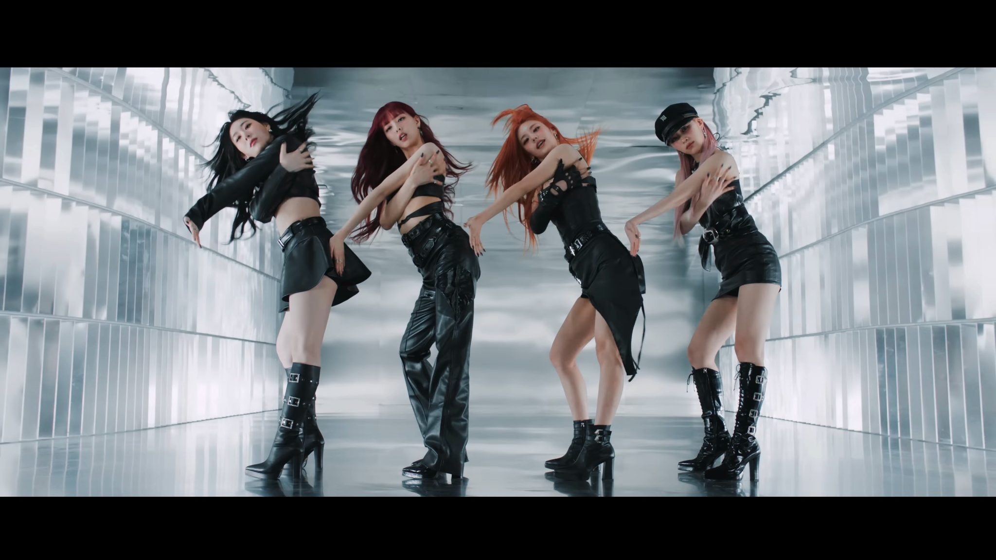 ITZY - Untouchable who's who - K-Pop Database / dbkpop.com