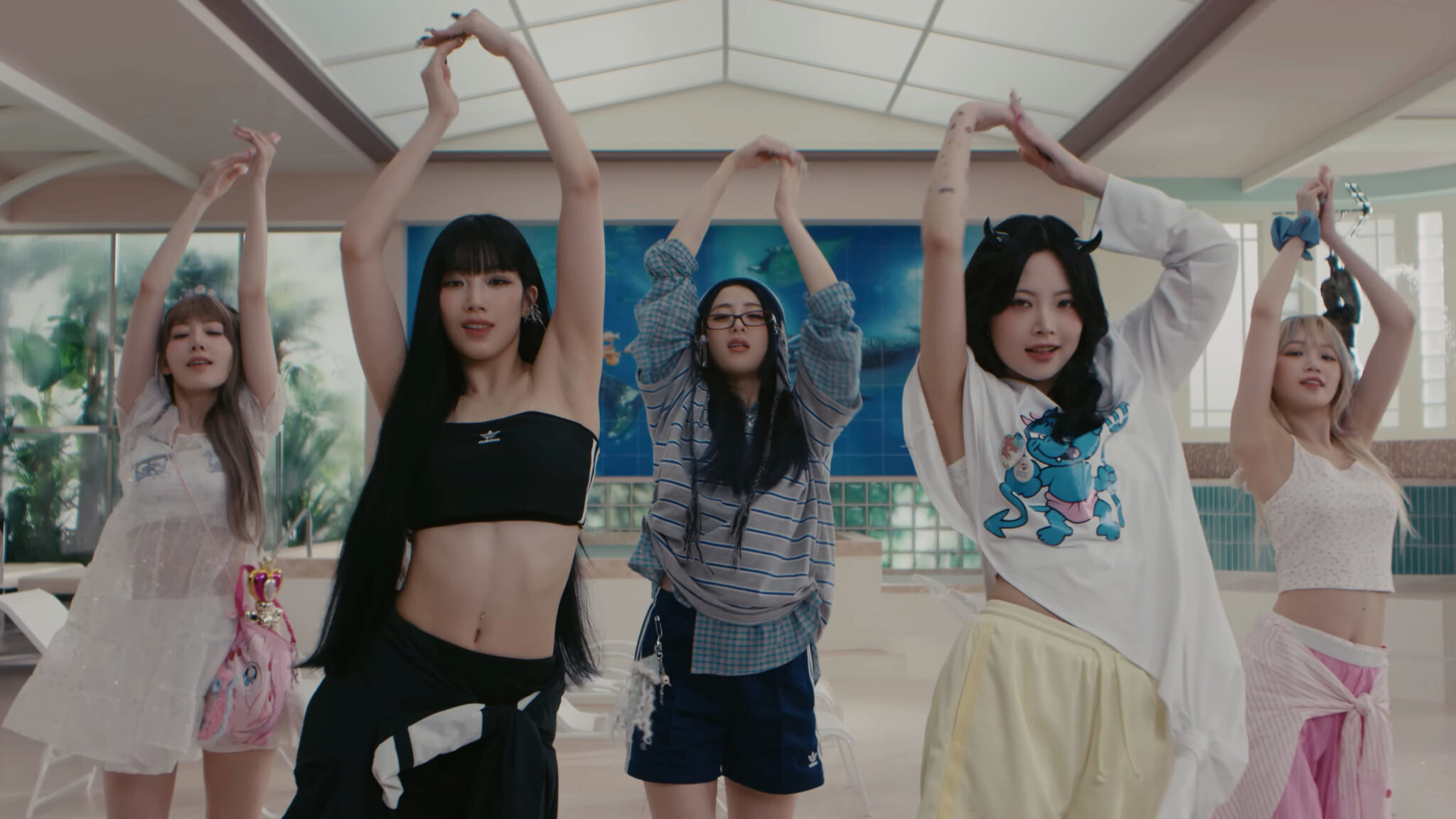 LE SSERAFIM – Crazy – K-Pop Database
