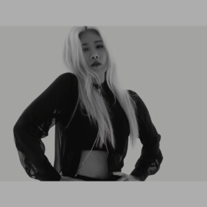 LOONA Odd Eye Circle - Sweet Crazy Love who's who - K-Pop Database / dbkpop.com