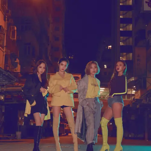 MAMAMOO Blue;S HD Concept Photos - K-Pop Database / dbkpop.com