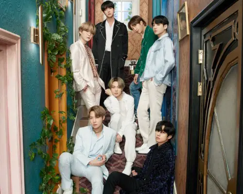 BTS FESTA 2020 7th Anniversary Family Portrait Photos (32 Photos, HD ...