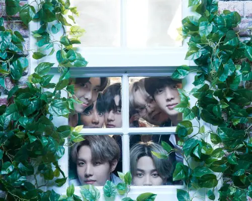 BTS FESTA 2020 7th Anniversary Family Portrait Photos (32 Photos, HD ...