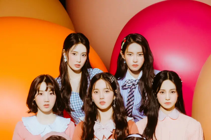 Weeekly We Are Debut Teaser Photos 1 (HD/HQ) - K-Pop Database / dbkpop.com