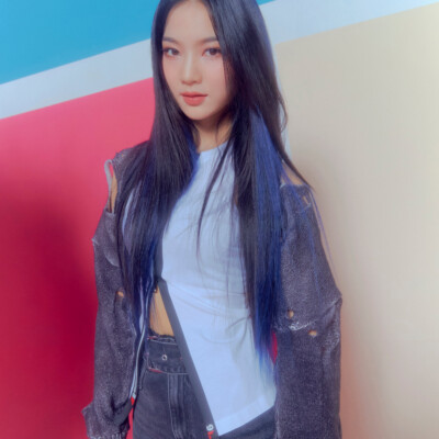 Isa (STAYC) Profile - K-Pop Database / dbkpop.com