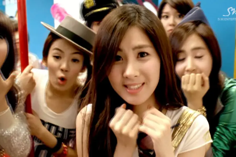 Girls' Generation - Gee who's who - K-Pop Database / dbkpop.com