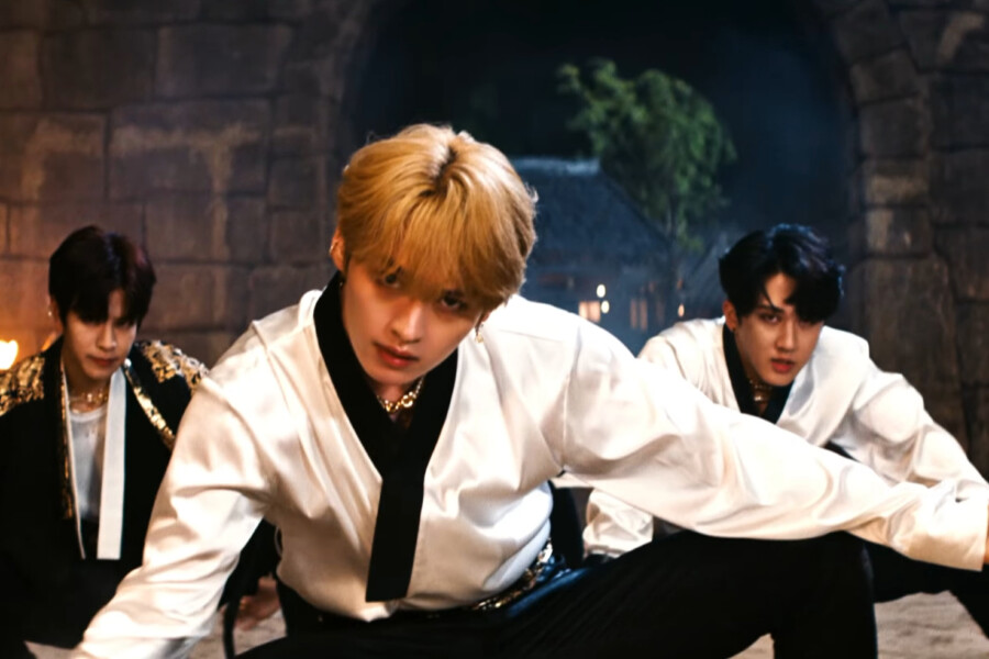 Stray Kids – Thunderous – K-Pop Database