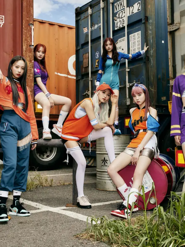 HOT ISSUE ICONS Concept Photos (HD/HQ) - K-Pop Database / dbkpop.com