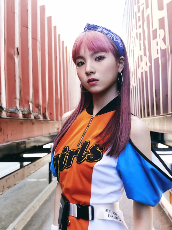 HOT ISSUE ICONS Concept Photos (HD/HQ) - K-Pop Database / dbkpop.com