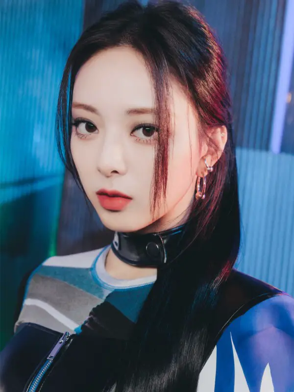 ITZY Voltage Teaser / Profile Photos (Japanese 1st Single) (HD/HQ) - K-Pop Database / dbkpop.com