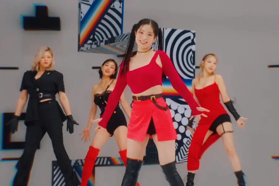 TWICE - Talk That Talk who's who - K-Pop Database / dbkpop.com