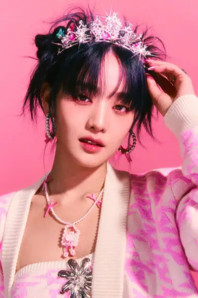 (G)I-DLE I Feel Teaser Photos - Queen, Butterfly ver. (HQ) - K-Pop Database / dbkpop.com