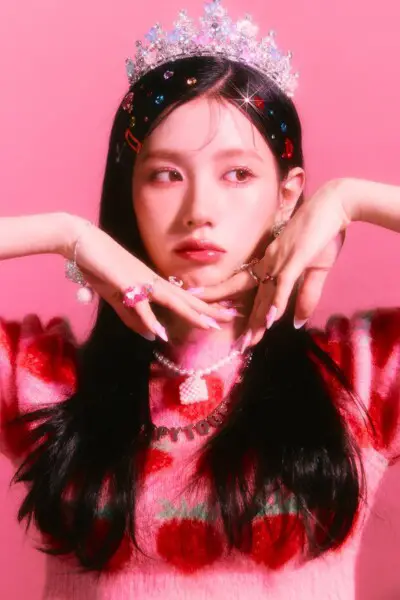 (G)I-DLE I Feel Teaser Photos - Queen, Butterfly ver. (HQ) - K-Pop Database / dbkpop.com