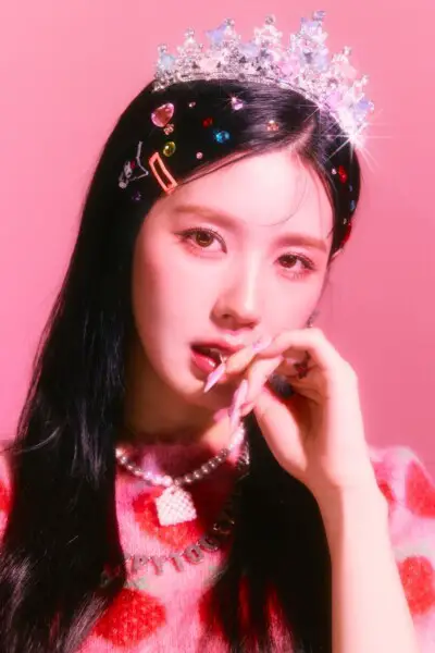 (G)I-DLE I Feel Teaser Photos - Queen, Butterfly ver. (HQ) - K-Pop Database / dbkpop.com