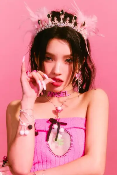 (G)I-DLE I Feel Teaser Photos - Queen, Butterfly ver. (HQ) - K-Pop Database / dbkpop.com
